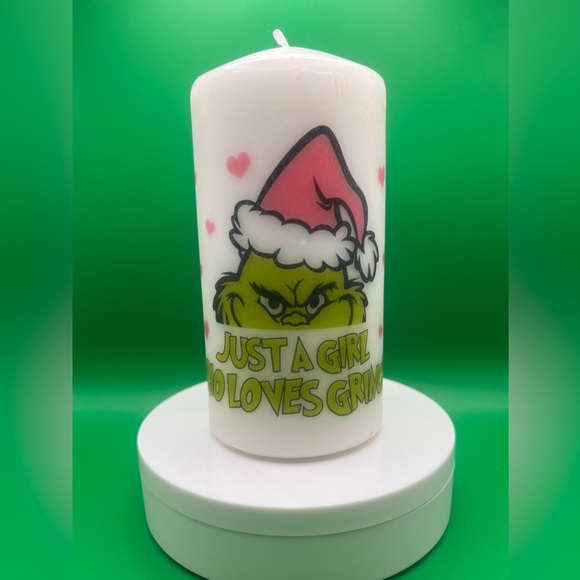 Accents | Grinch Christmas Candle | Poshmark